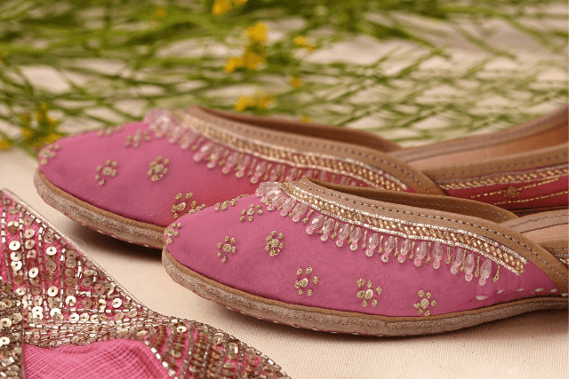 Juttis and Punjabi culture: exploring the role of juttis in Punjabi tr ...